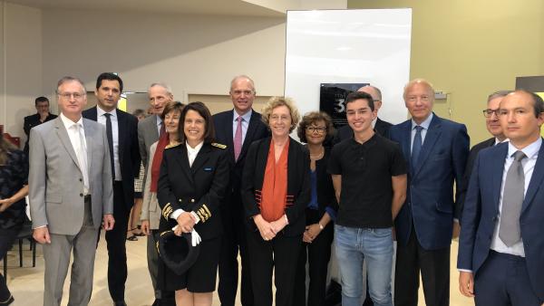 Hall 32 : reconnecter la formation avec les besoins du marché du ...