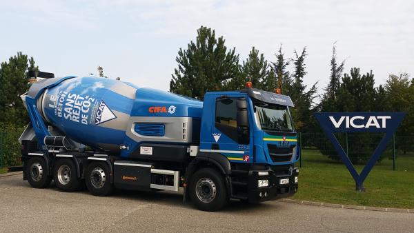 Vicat révolutionne le camion toupie | Bref Eco